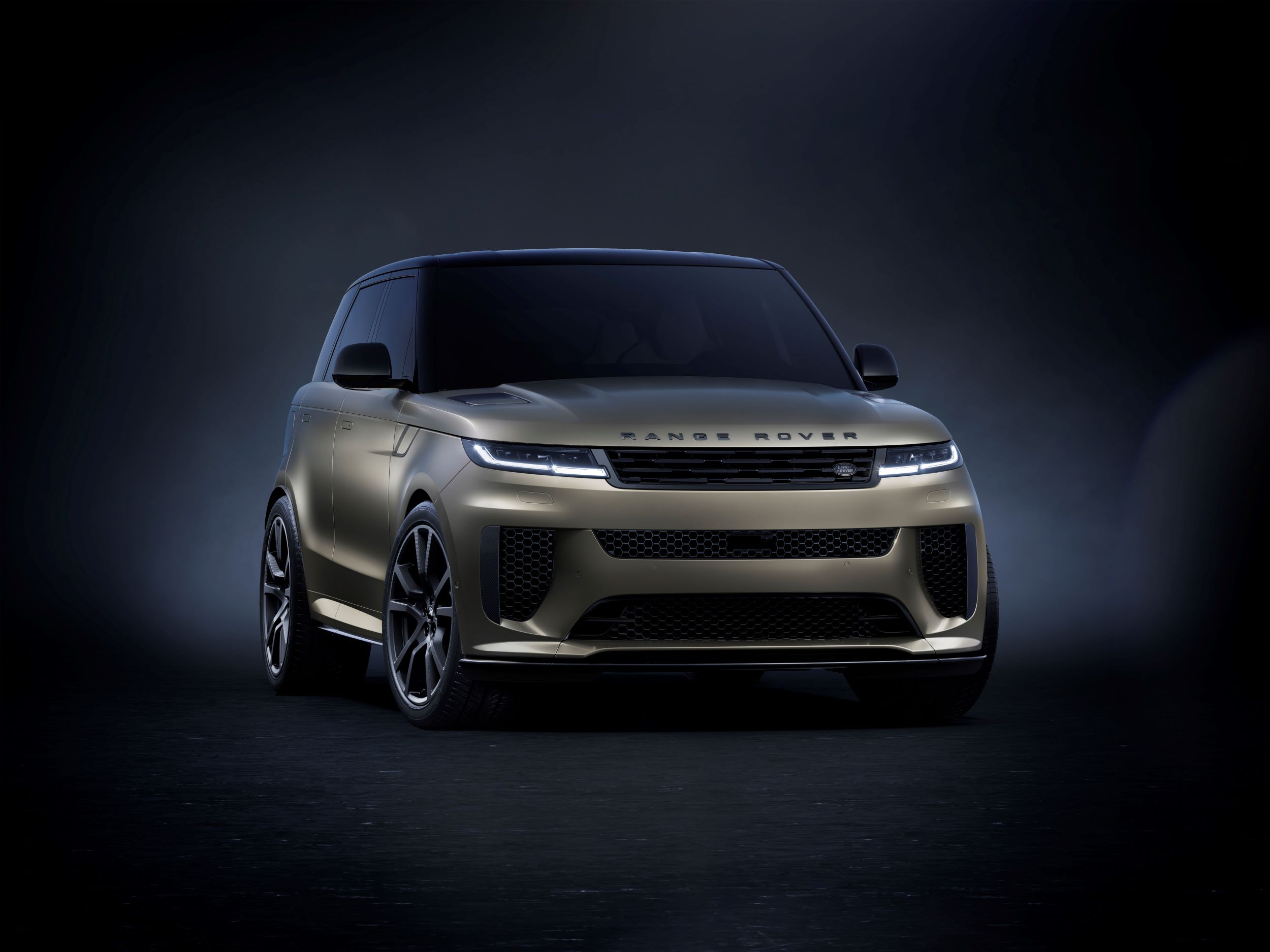 Land Rover South Africa: Performance flagship Range Rover Sport SV ...